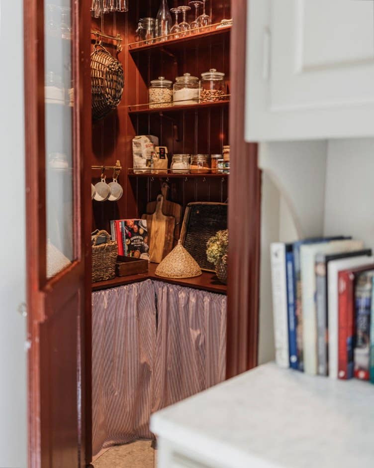 35 Pantry Organization Ideas for a Happy, Tidy Food Storage Space ...
