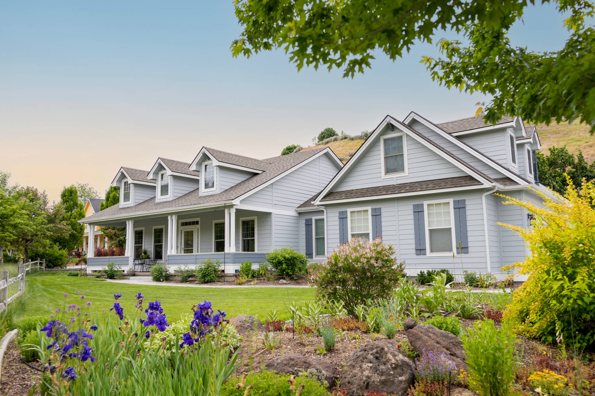 Gardener Shares How She Built Her Mother-in-Law's Picturesque Garden ...