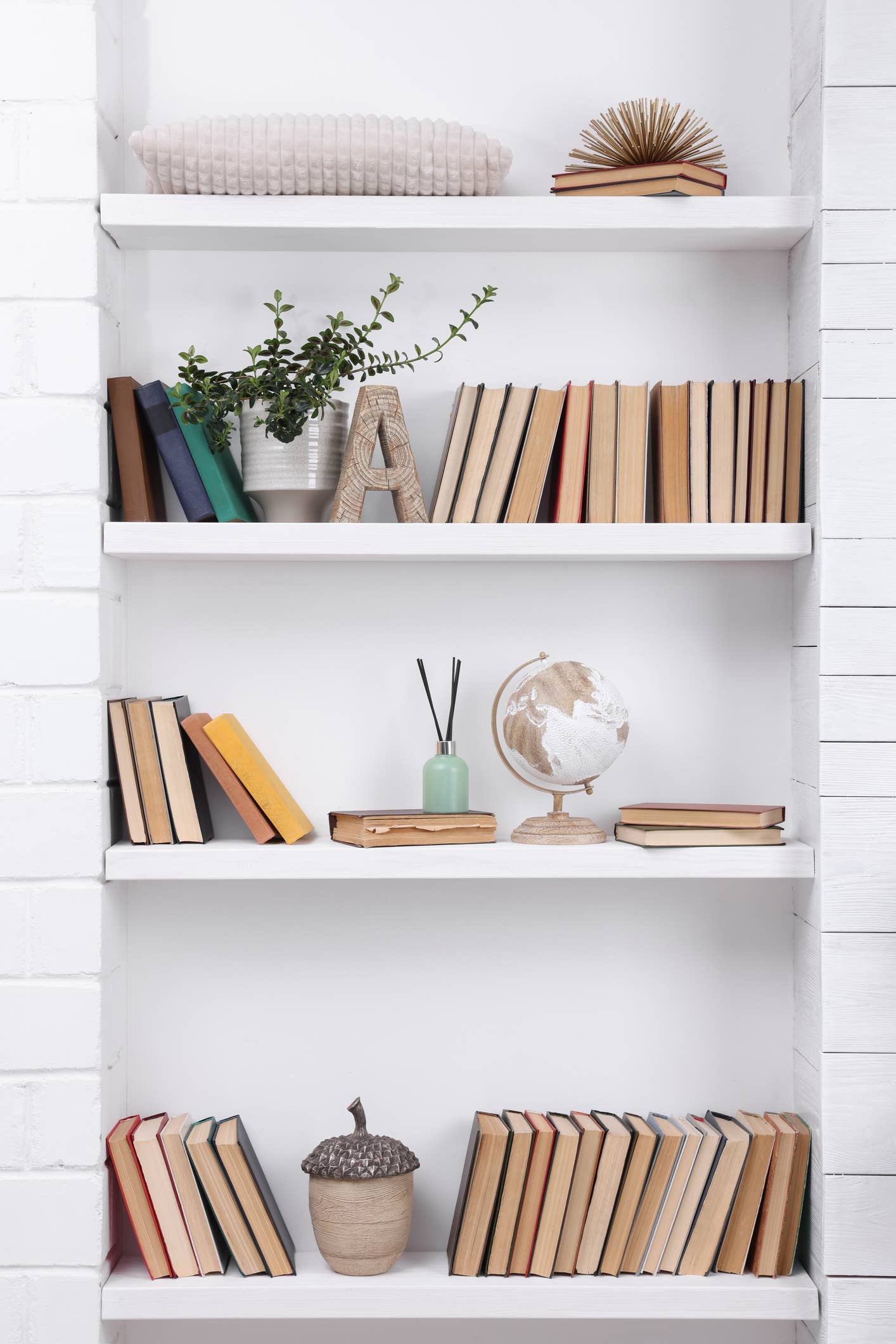 17 Budget-Friendly Decorating Hacks Designers Swear By - Parade Home ...