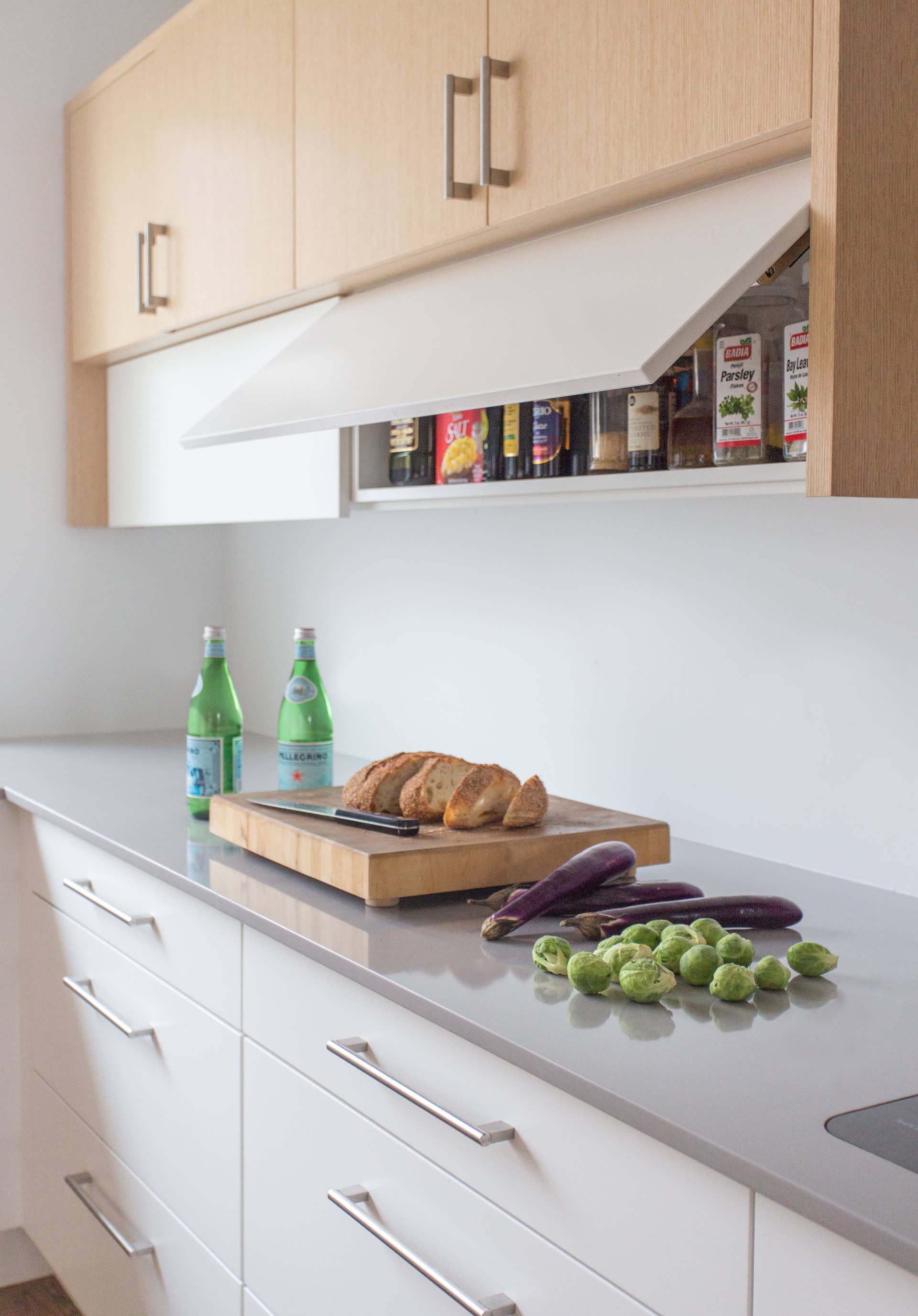 8 Modern Kitchen Cabinet Ideas That Are So 2026 - Parade Home & Garden