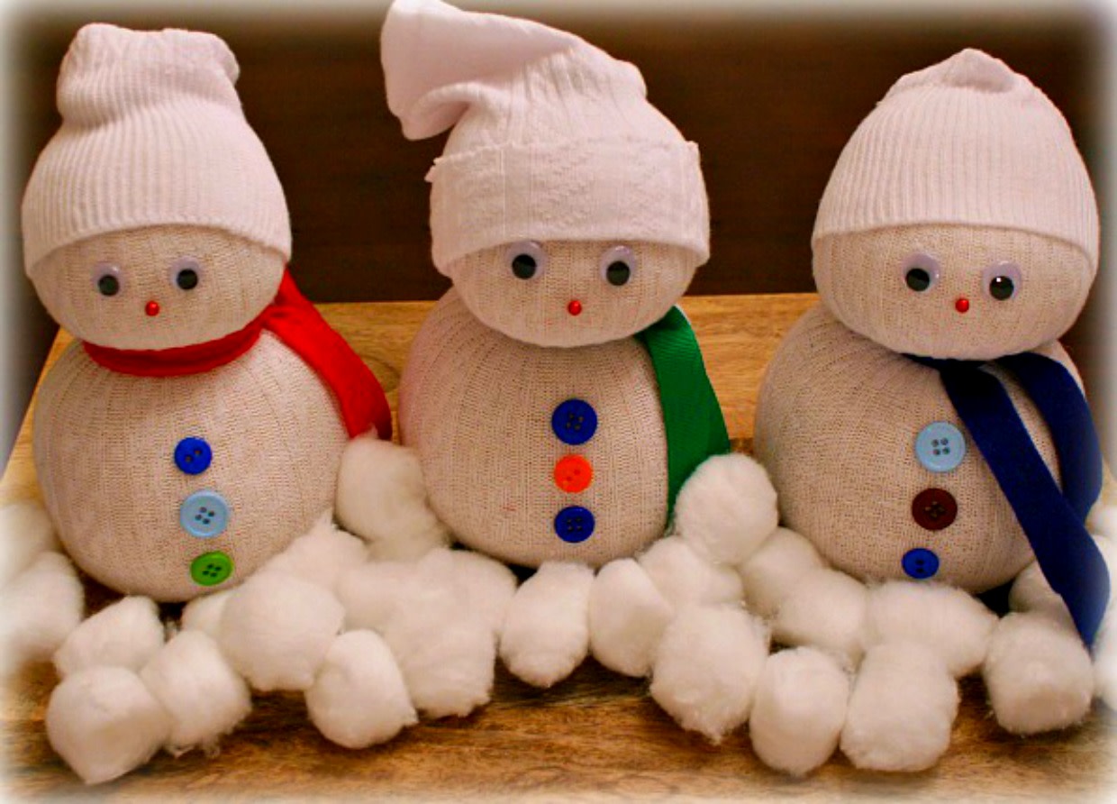 Festive Sock Snowmen