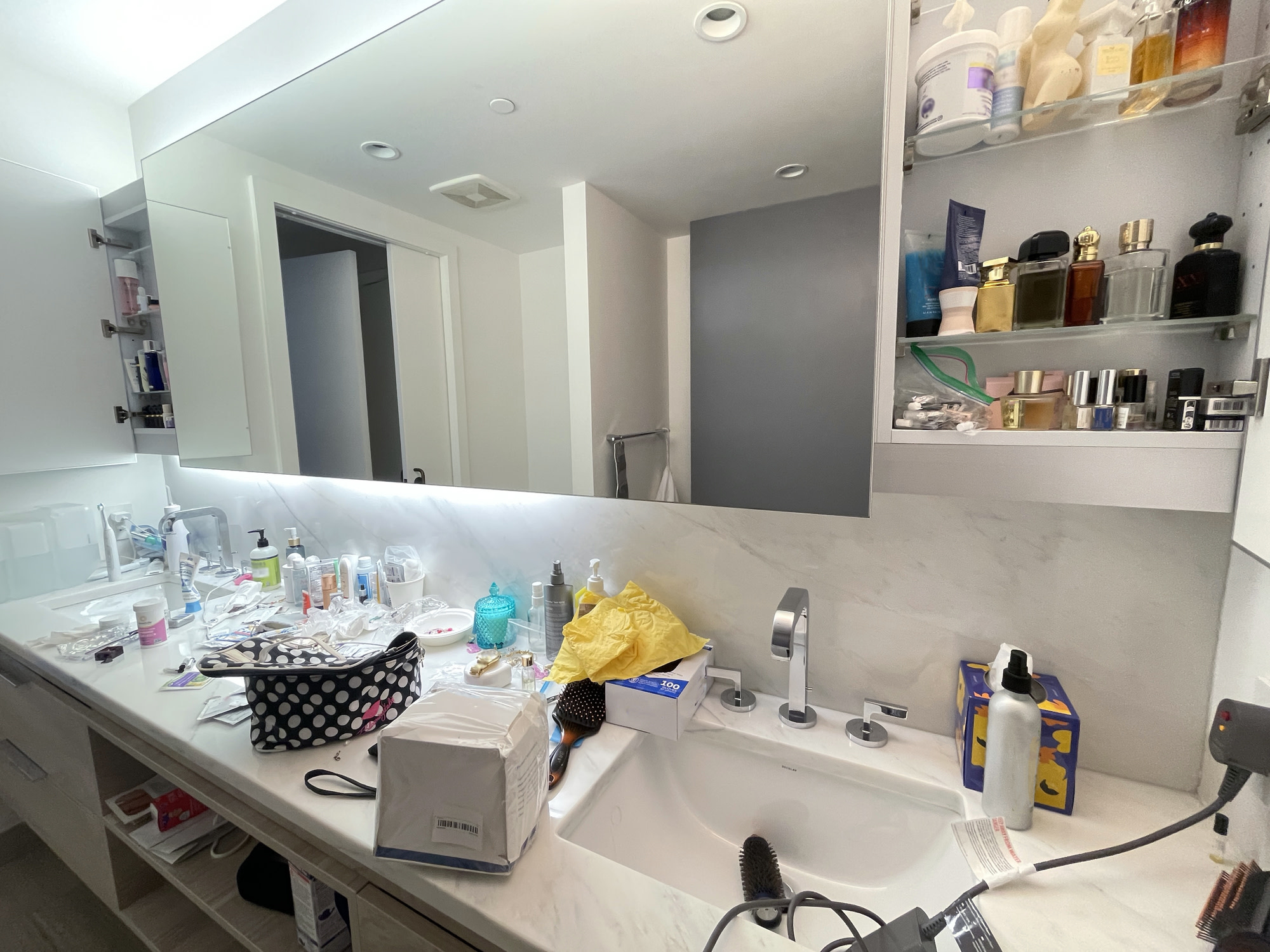Watch This Professional Organizer Give a Masterclass in Bathroom ...