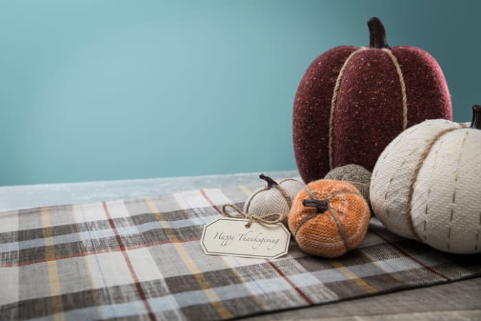 27 Gorgeous Thanksgiving Colors For Your Holiday Table and Celebrations ...