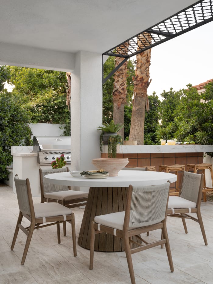 Alison Victoria Takes Us On An Exclusive Tour of Her Jaw-Dropping Las ...