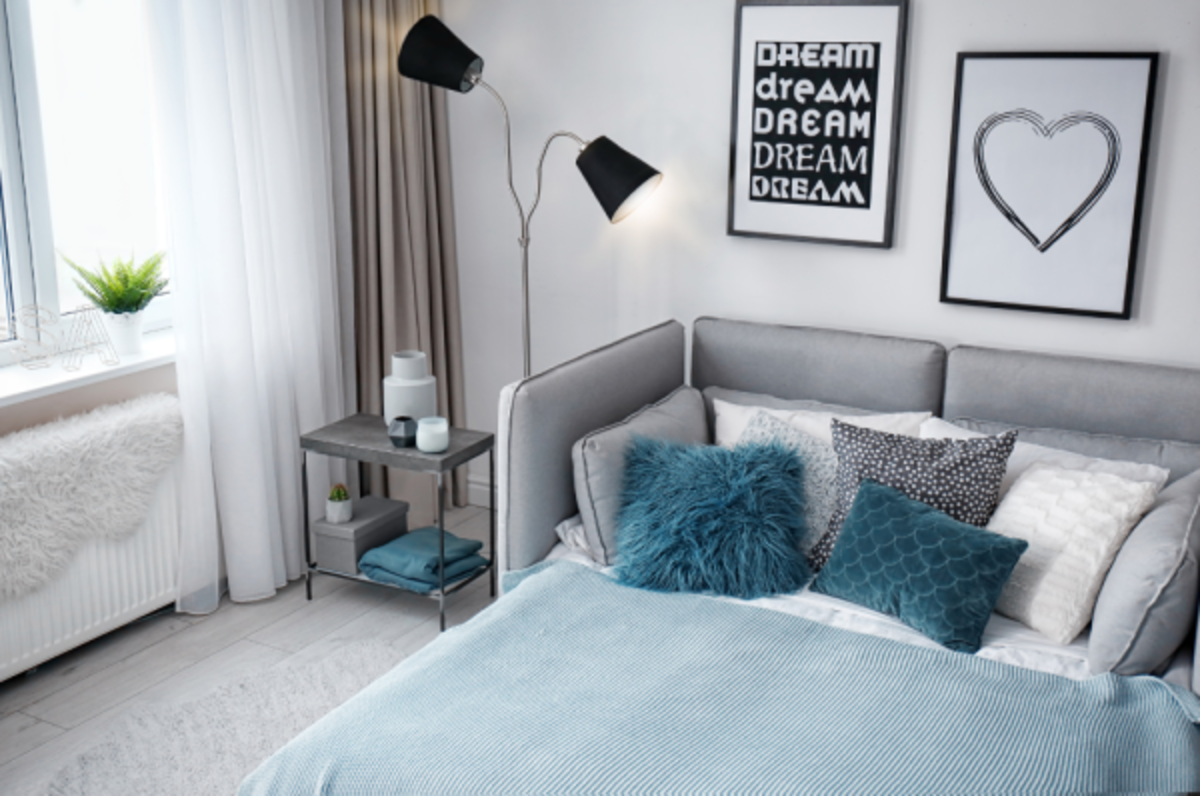 22 Beautiful Colors That Pair Perfectly With Light Blue - Parade Home ...