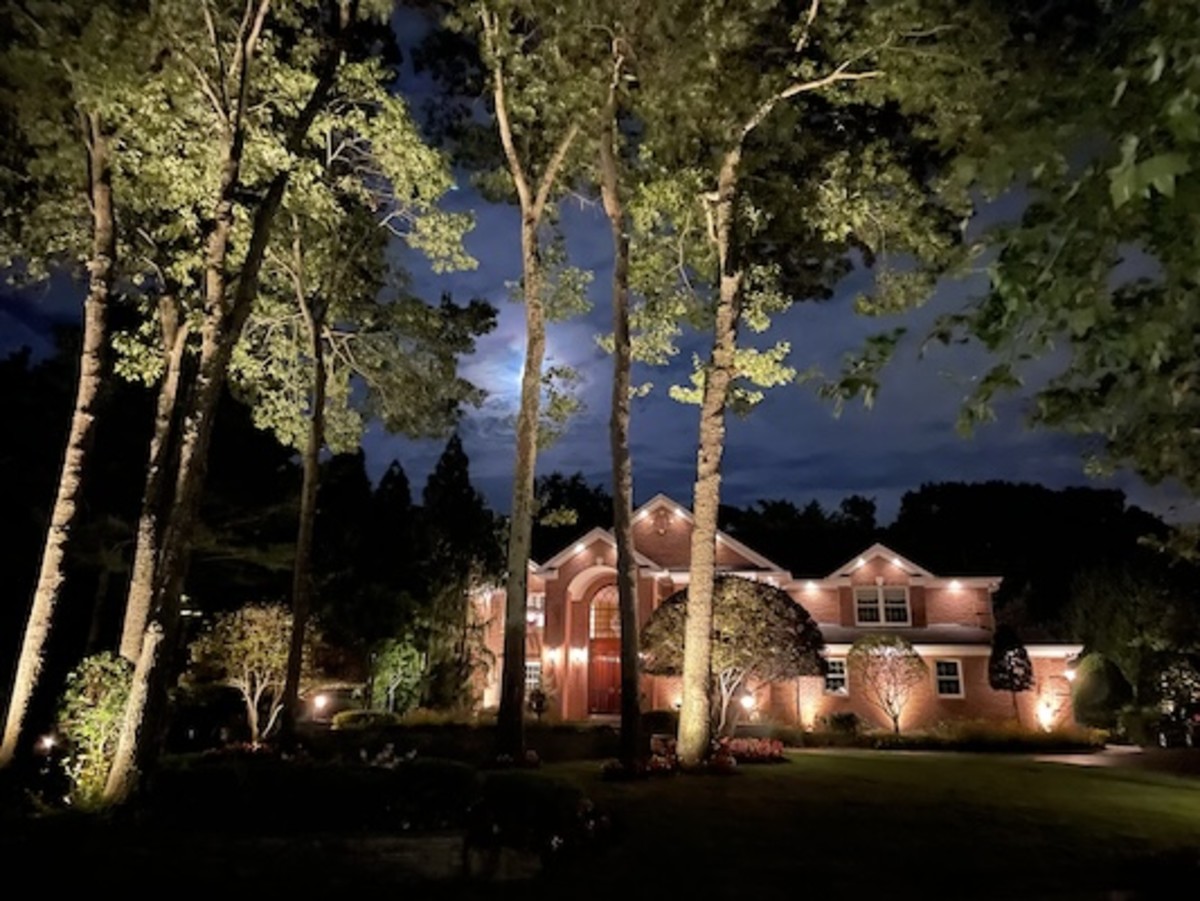 35 Best Outdoor Lighting Ideas: Expert Tips and Photos - Parade Home ...