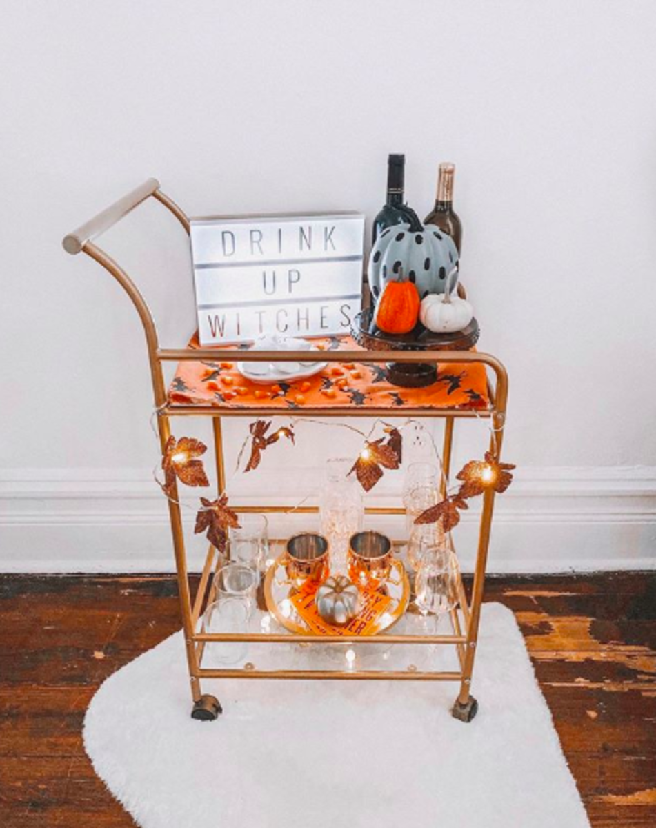 32 Halloween Bar Cart Decoration Ideas 2024 - Parade Home & Garden