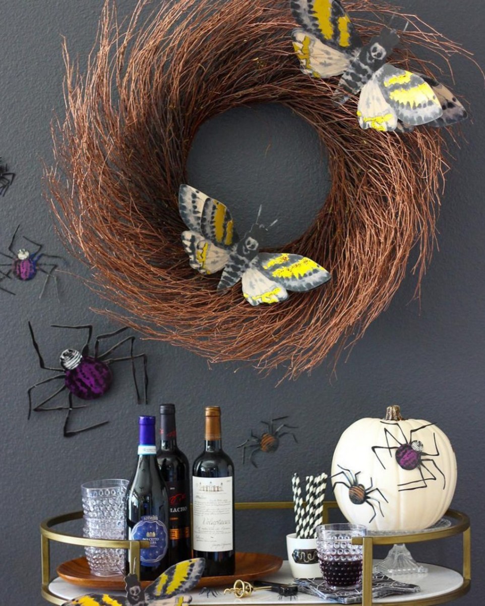 50 Halloween Wreath Ideas to DIY - Parade Home & Garden