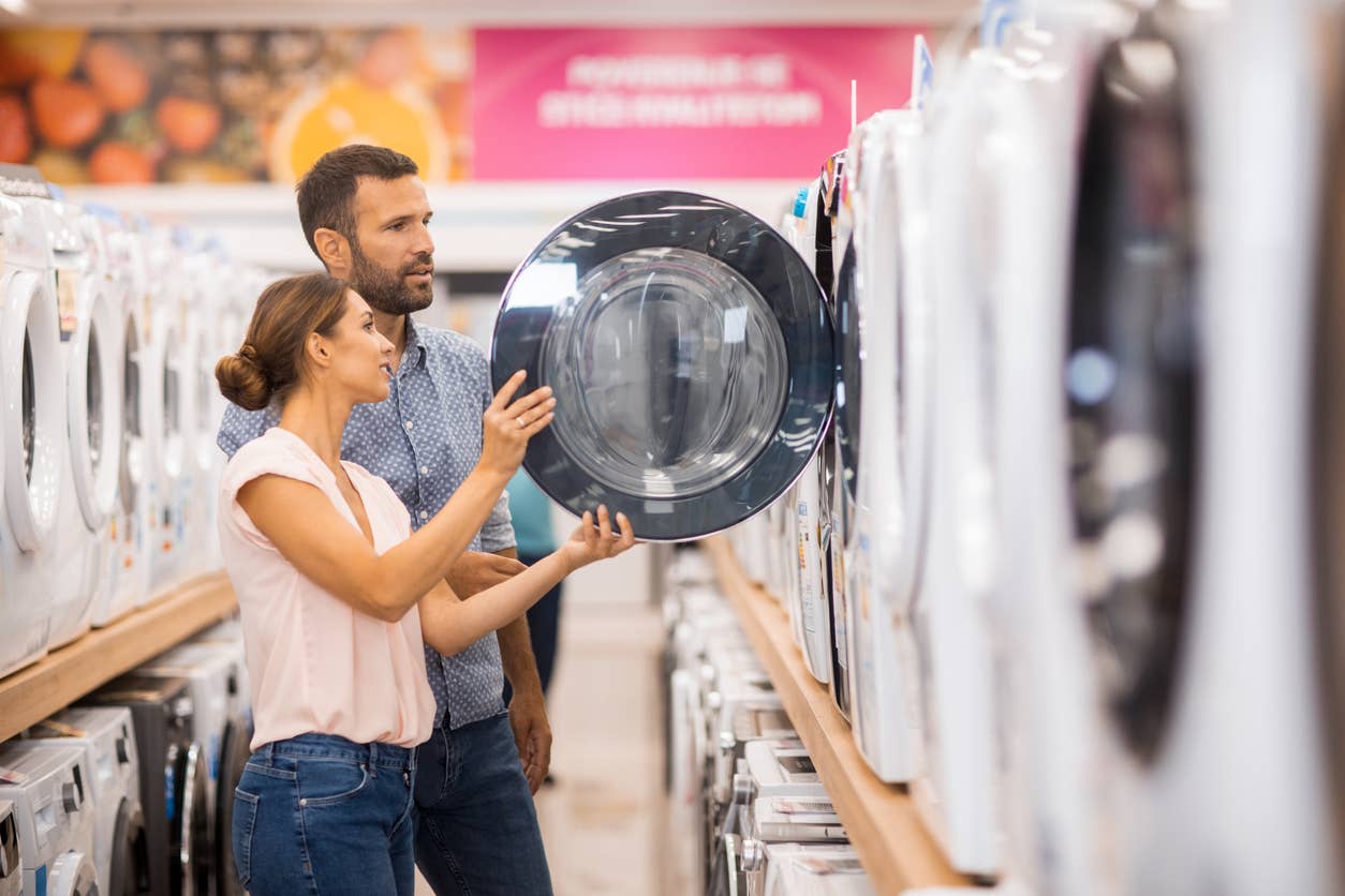 When Is the Best Time of Year To Buy Appliances in 2023? - Parade Home ...