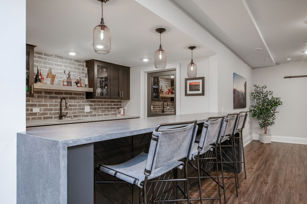 40 Basement Bar Ideas - Parade Home & Garden