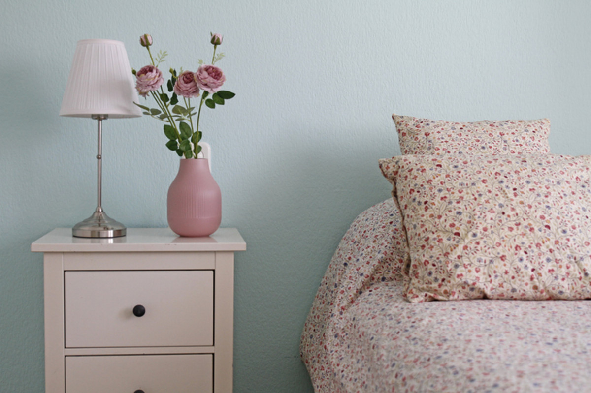 22 Beautiful Colors That Pair Perfectly With Light Blue - Parade Home ...