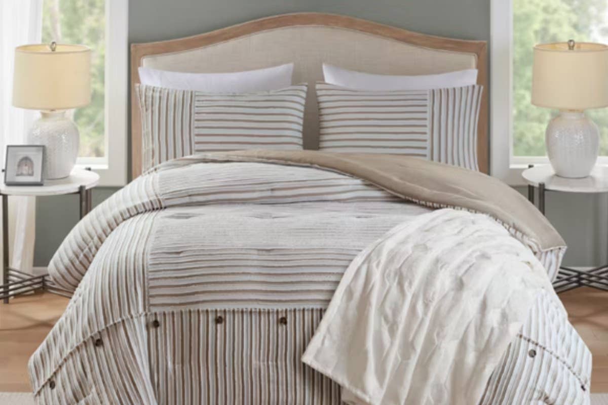 Redecorate Your Entire Bed for Less Than $60 This Week With ALDI's ...
