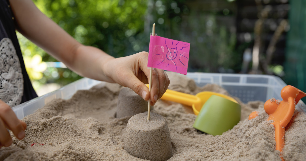 How To Keep Annoying Bugs Out Of Your Kid’s Sandbox - Parade Home & Garden