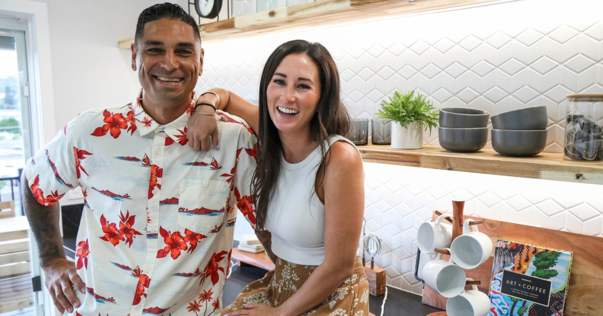 'Renovation Aloha' Seaspon 3 (HGTV) Details, Release Date - Parade Home ...