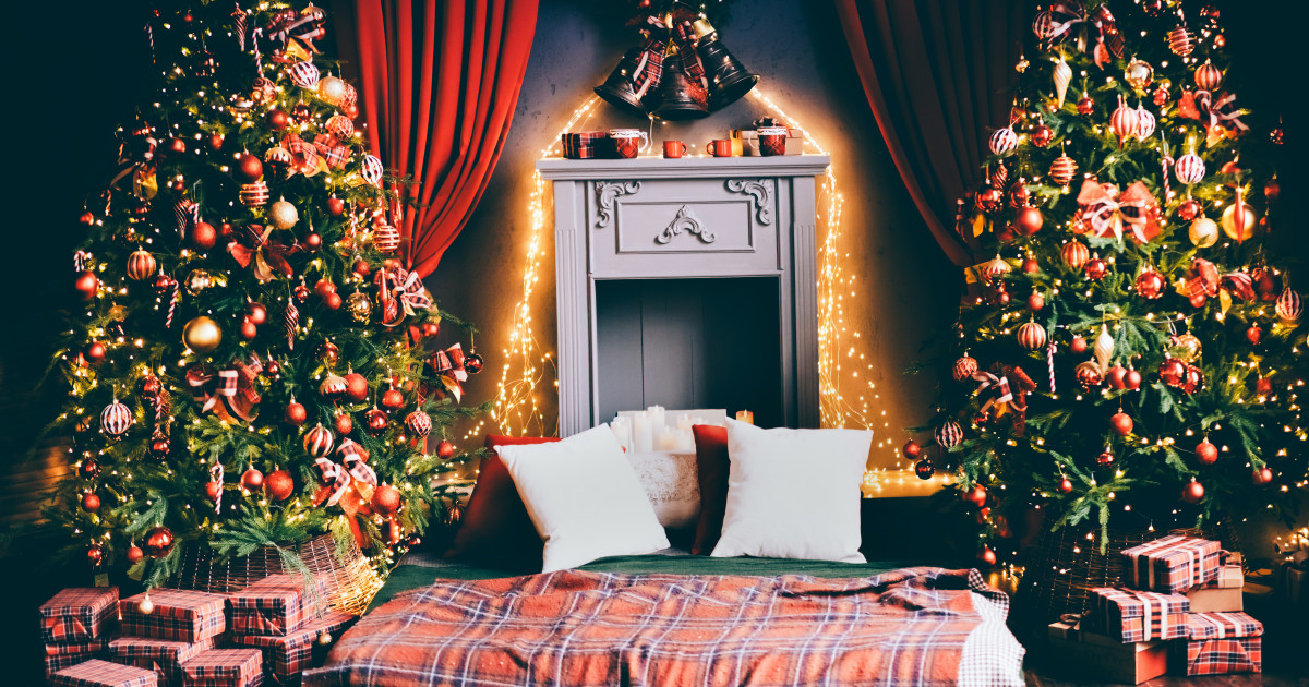 Nostalgic Holiday Maximalism is This Year's Biggest Christmas ...