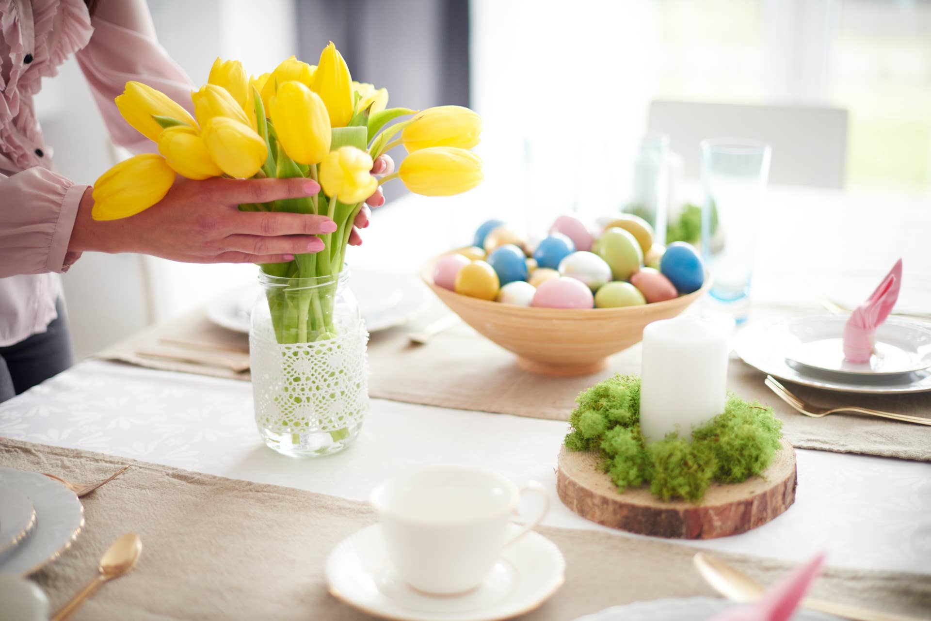 What Are Easter Colors? Common Easter Colors & the History of Easter ...