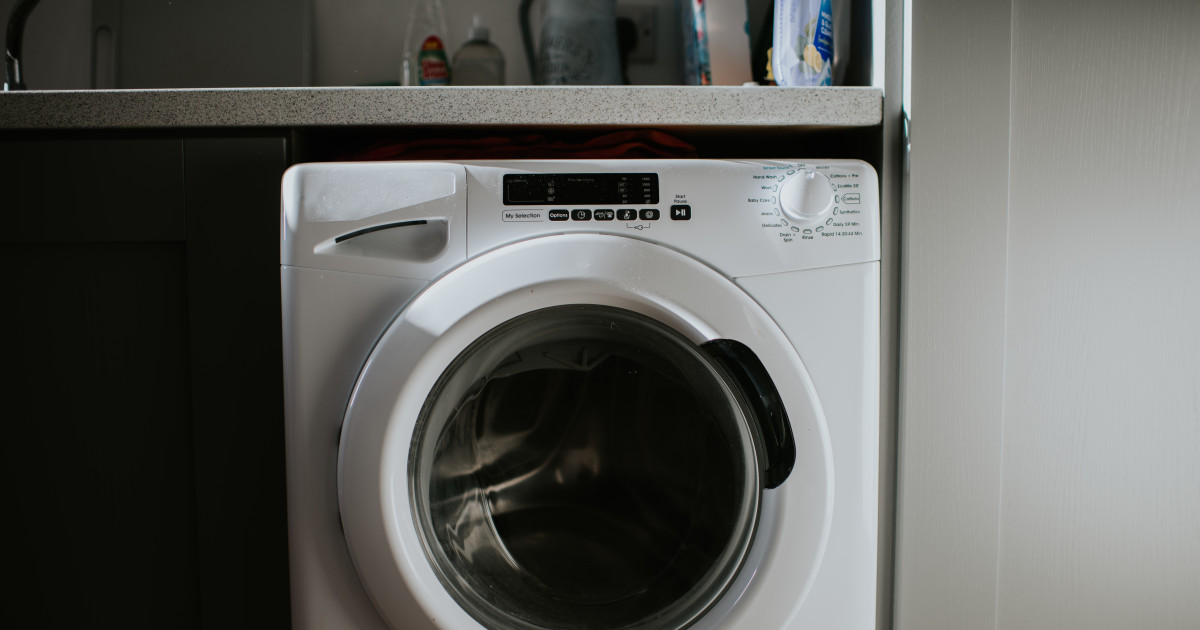 Woman Gets 'Spooked' by Weird Surprise Hiding in Her Washing Machine ...
