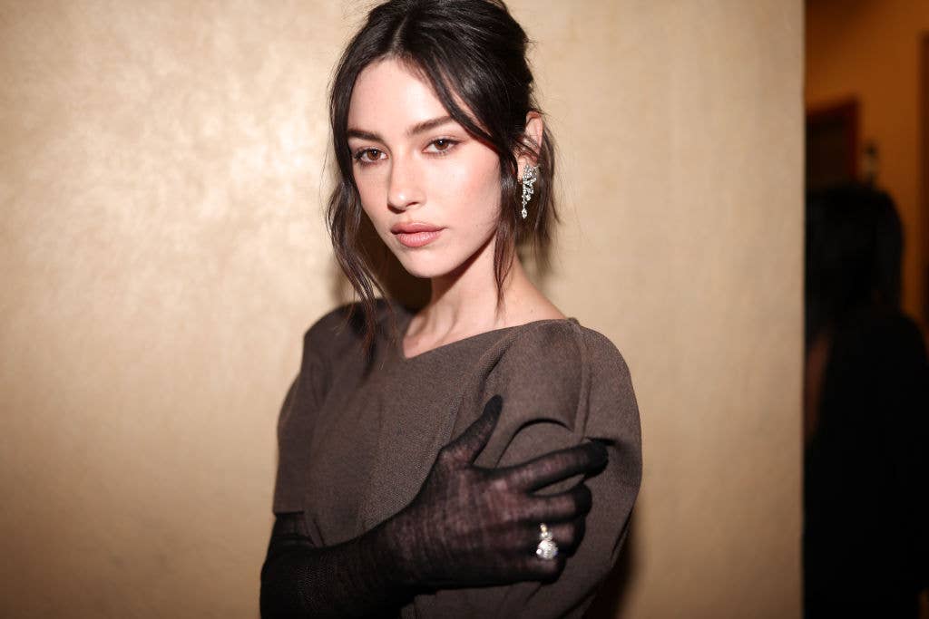Singer Gracie Abrams Just Bought A $5.5 Million Penthouse In NYC
