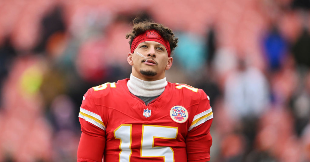 Patrick Mahomes Just Surprised His Mom With An Insane $825K House