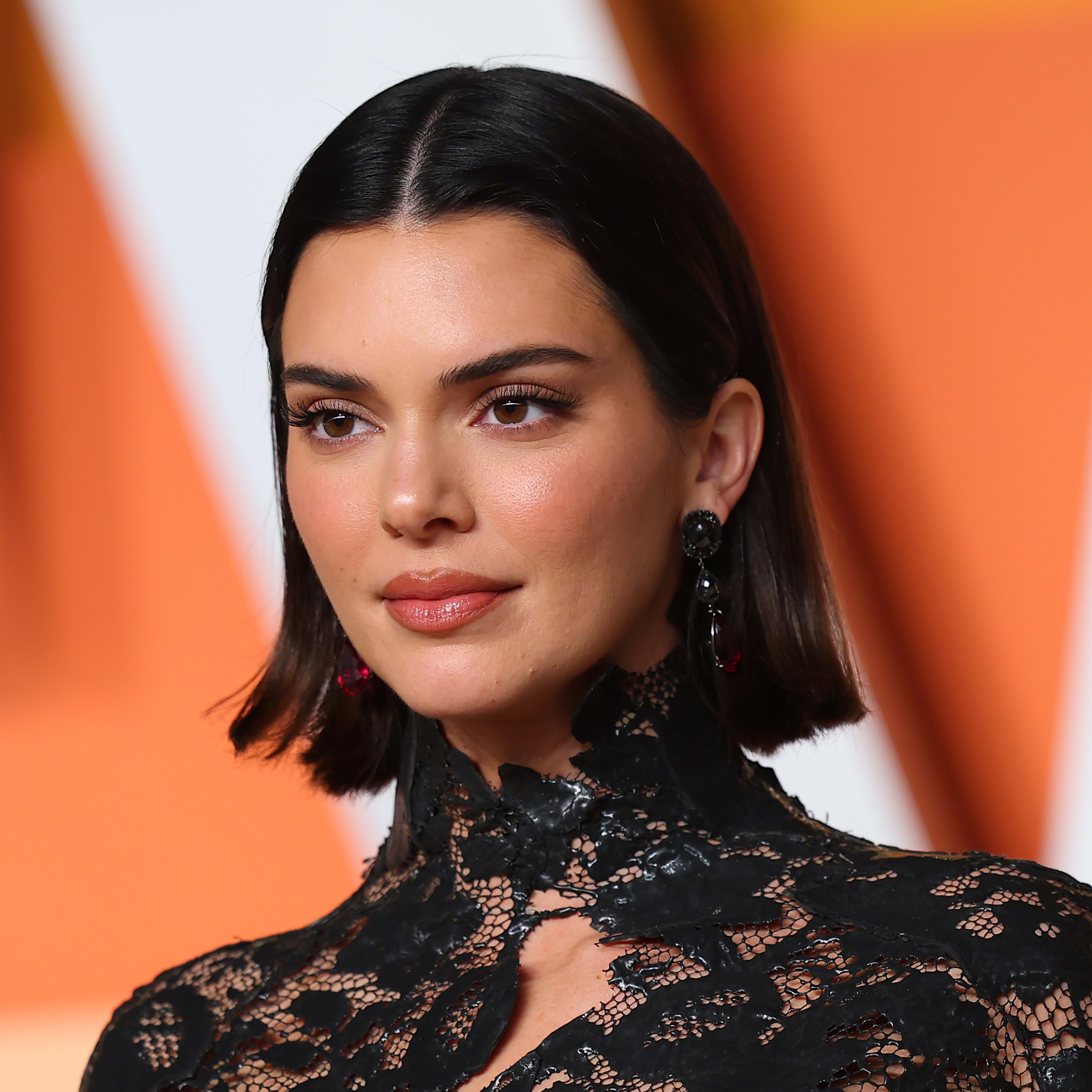 Is it Rude to Ask Guests to Take Their Shoes off When They Come Over ...