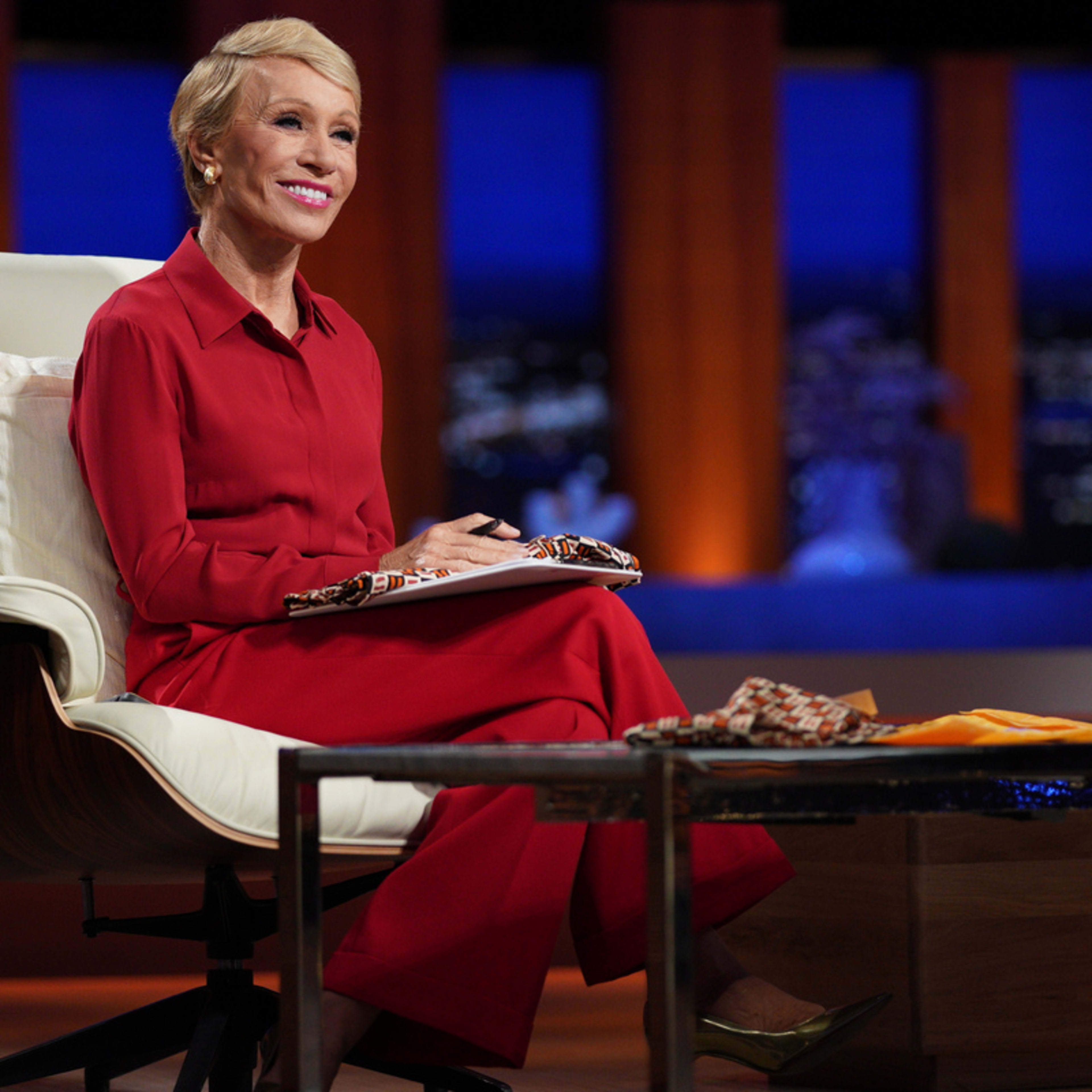New York City Stoop Decorated with LEGO Flowers Goes So Viral - Parade ...