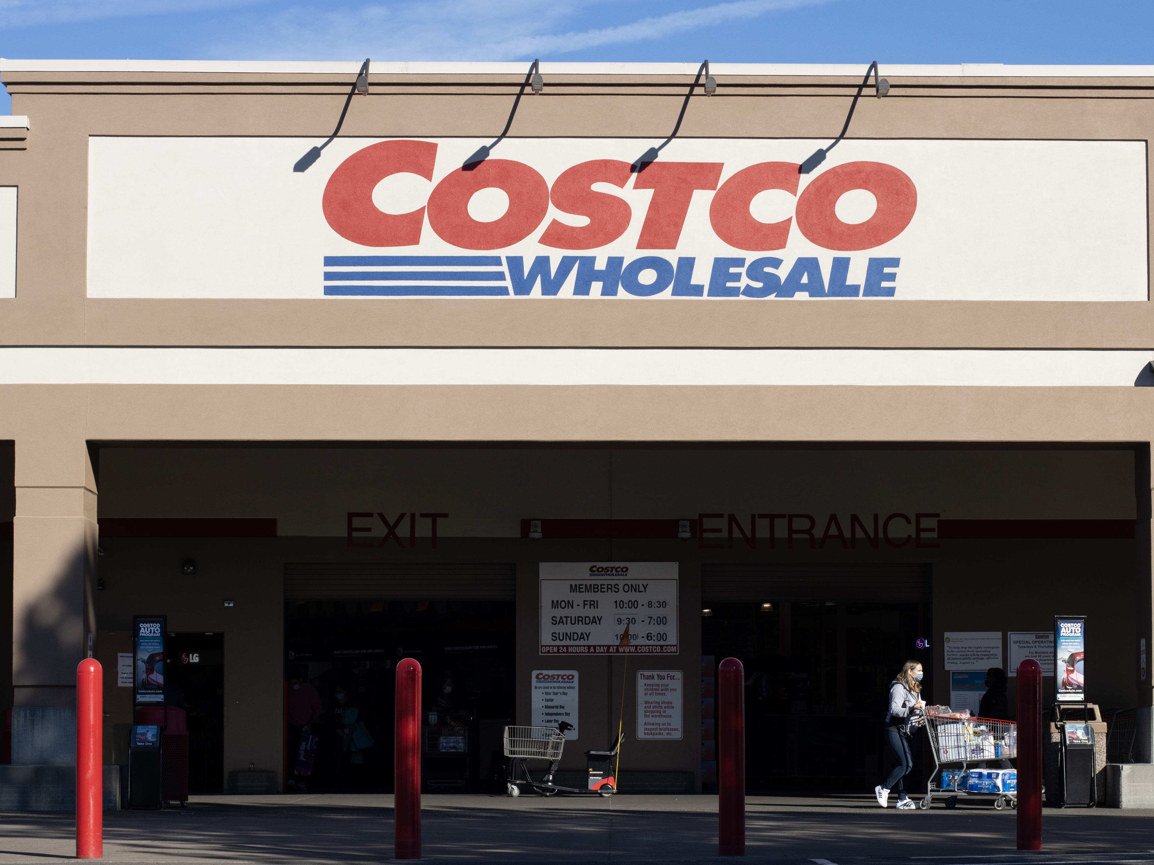 Costco’s Chic Pendant Floor Lamp Is a Total Designer Steal - Parade ...