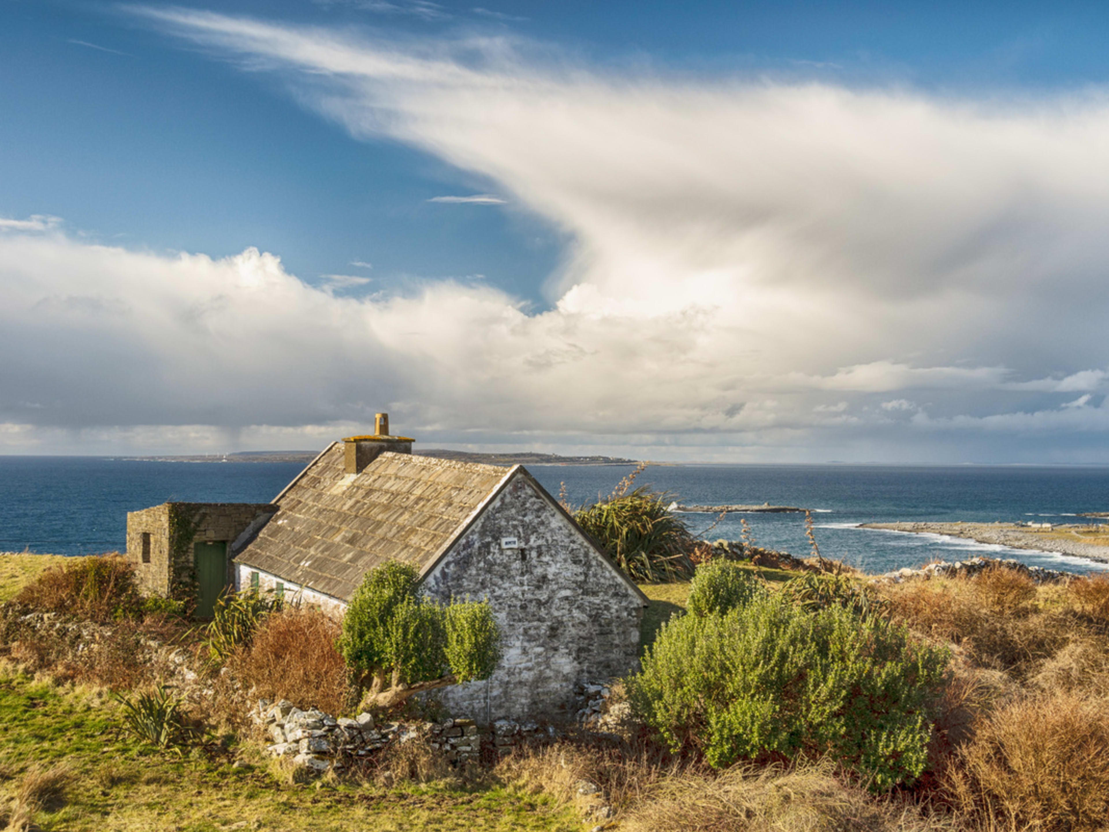 Ireland Will Pay You Up to $92,000 To Move There, but There's a Catch ...