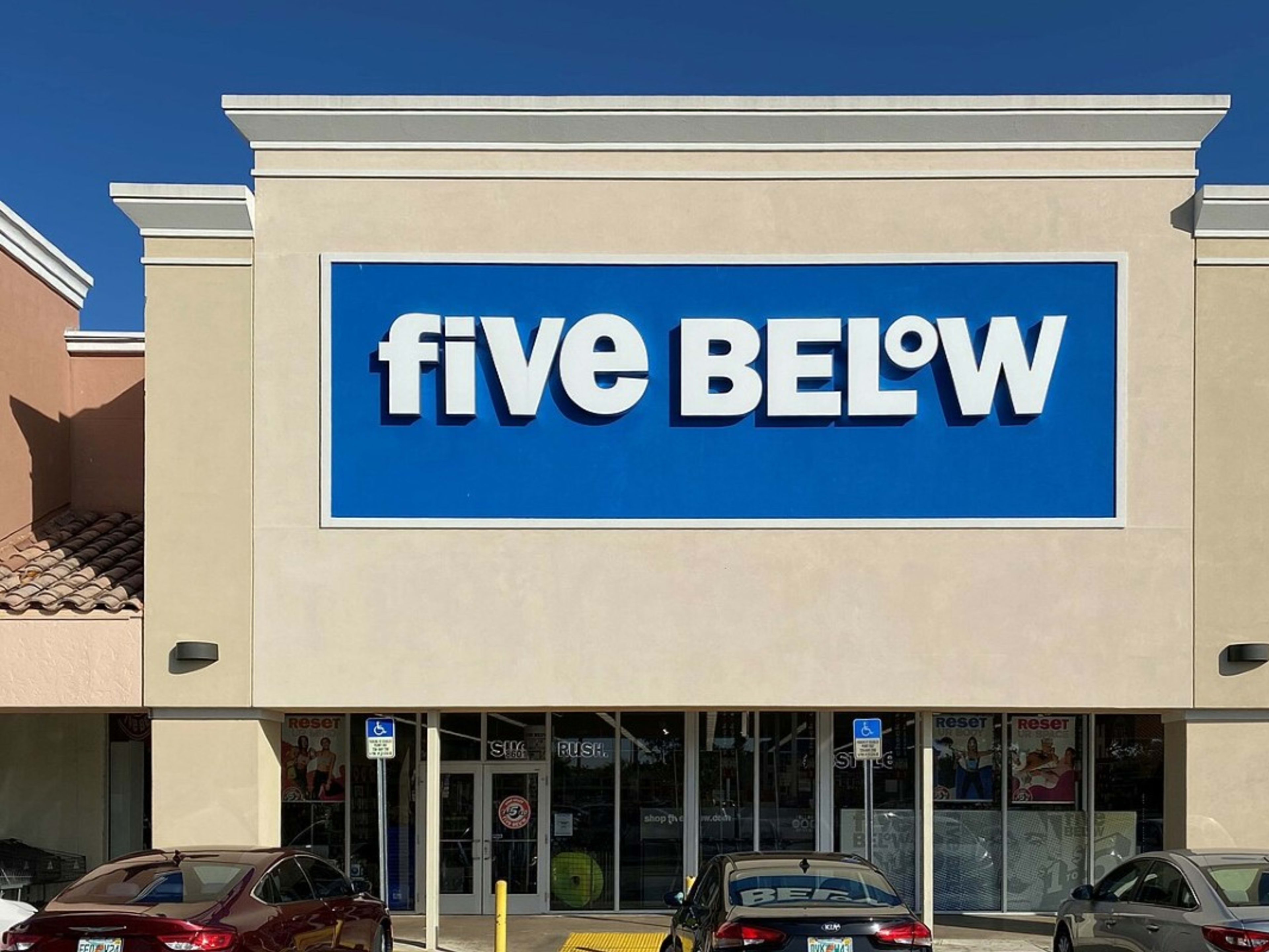 The Five Below Holiday Shop Is Officially Open – Here's What We're ...