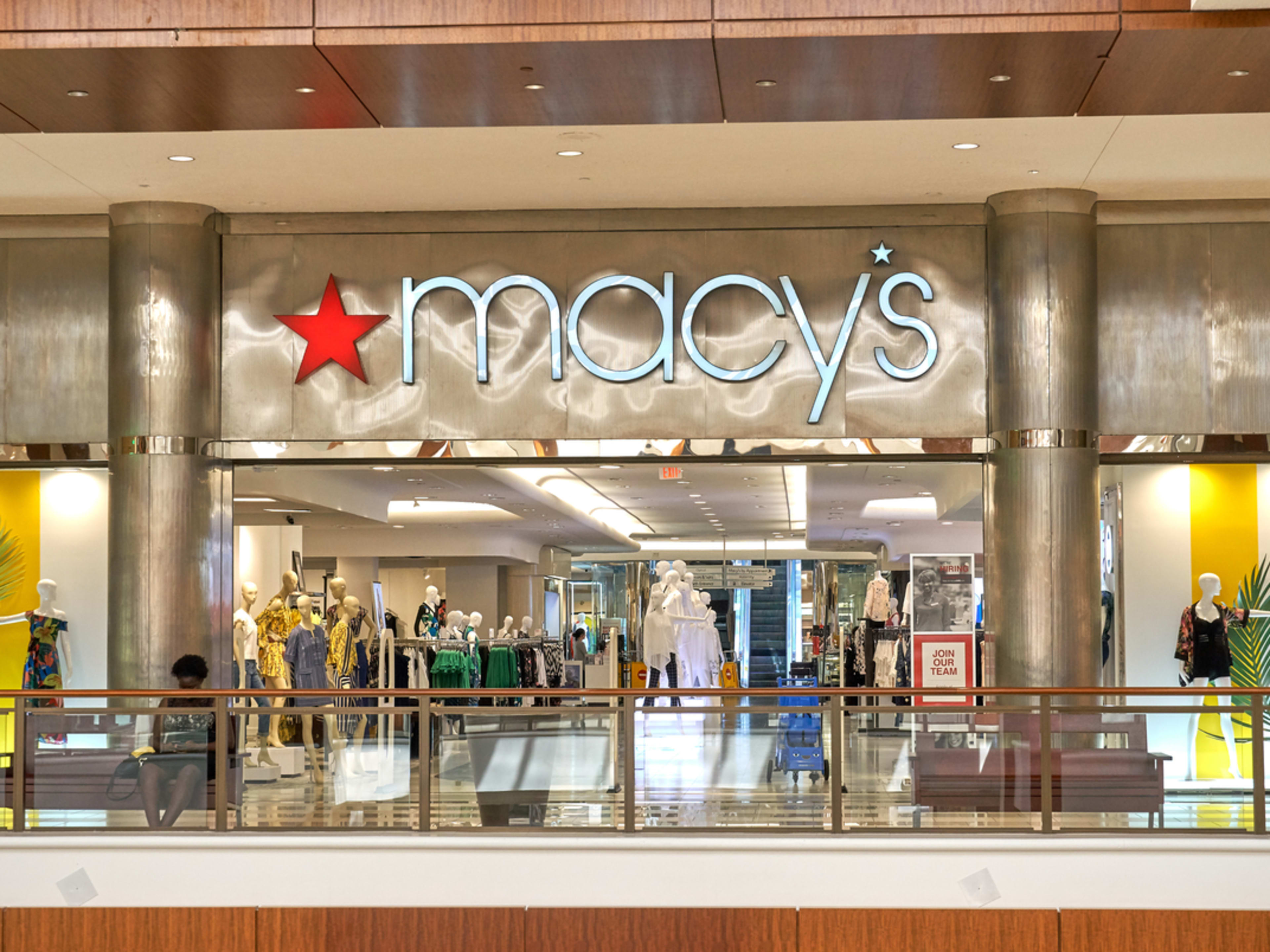 Macy's Is Selling a 'Very Beautiful' 8-Piece Comforter Set for Only $40 for a Limited Time ...