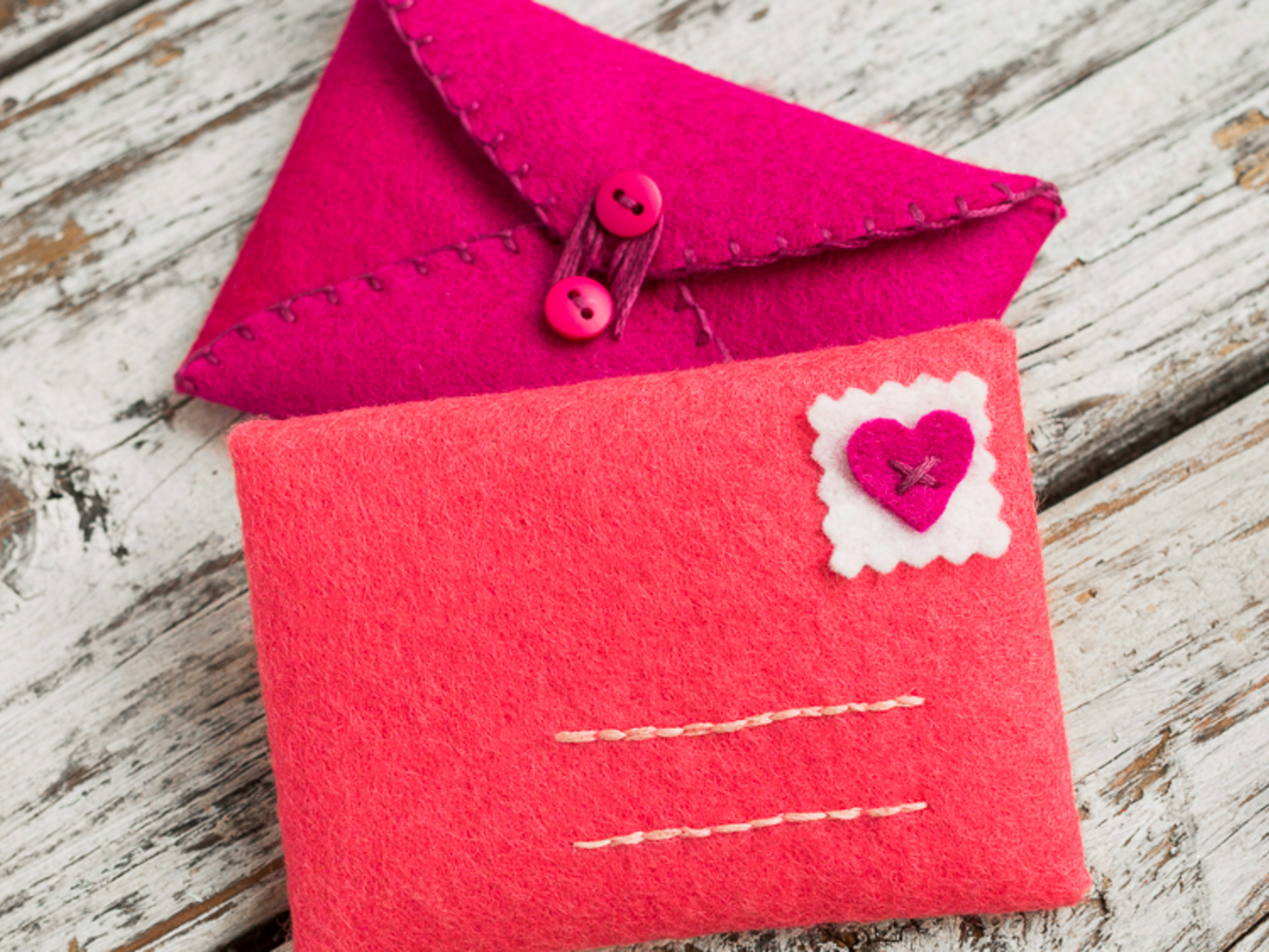 27 Cute Homemade Valentine's Day Card Ideas to DIY - Parade Home & Garden