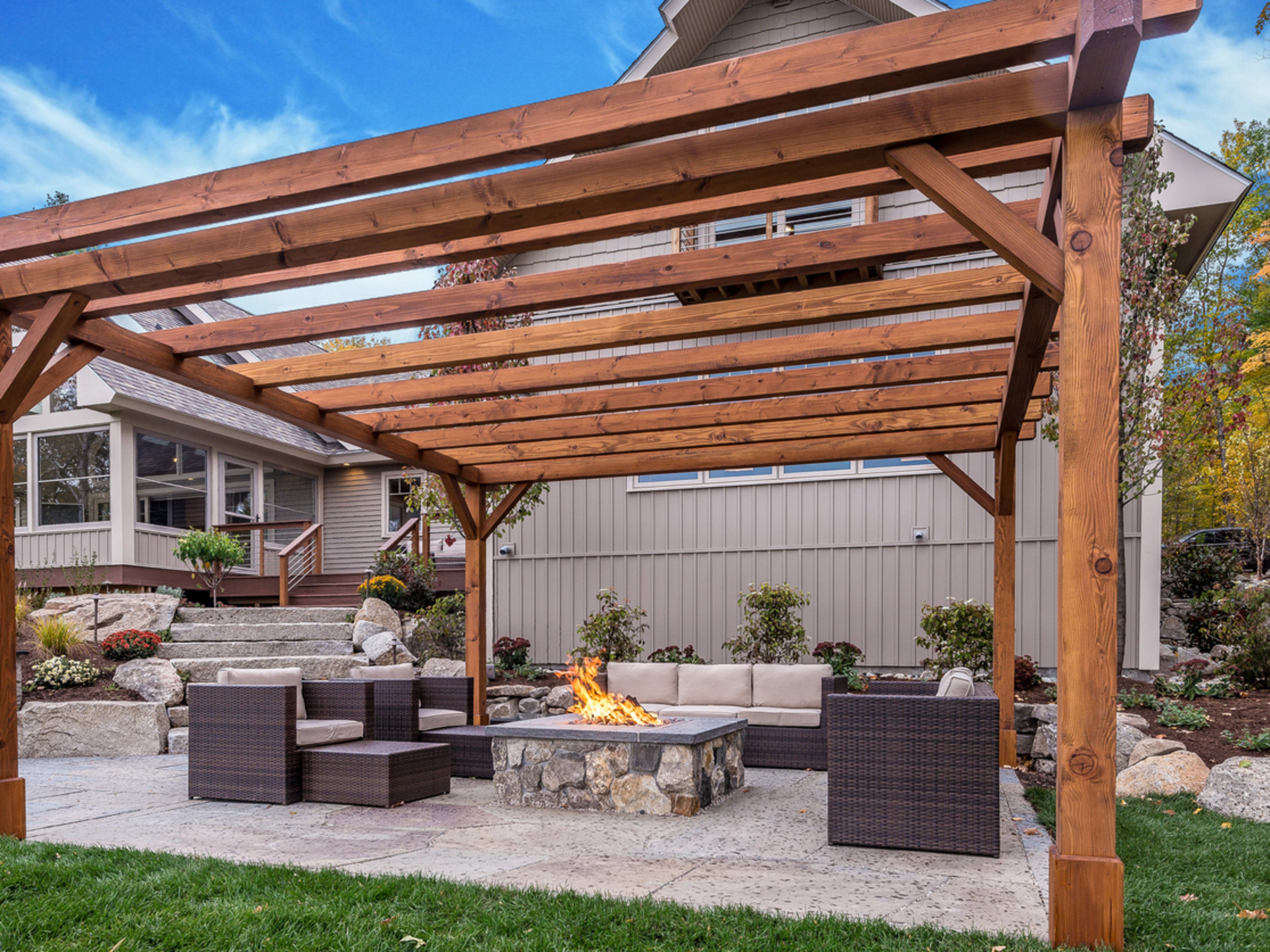 37 Fire Pit Ideas to Update Your Outdoor Space - Parade Home & Garden