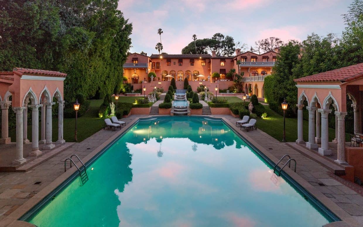 The Godfather Mansion Pictures — See Photos Inside The Godfather ...