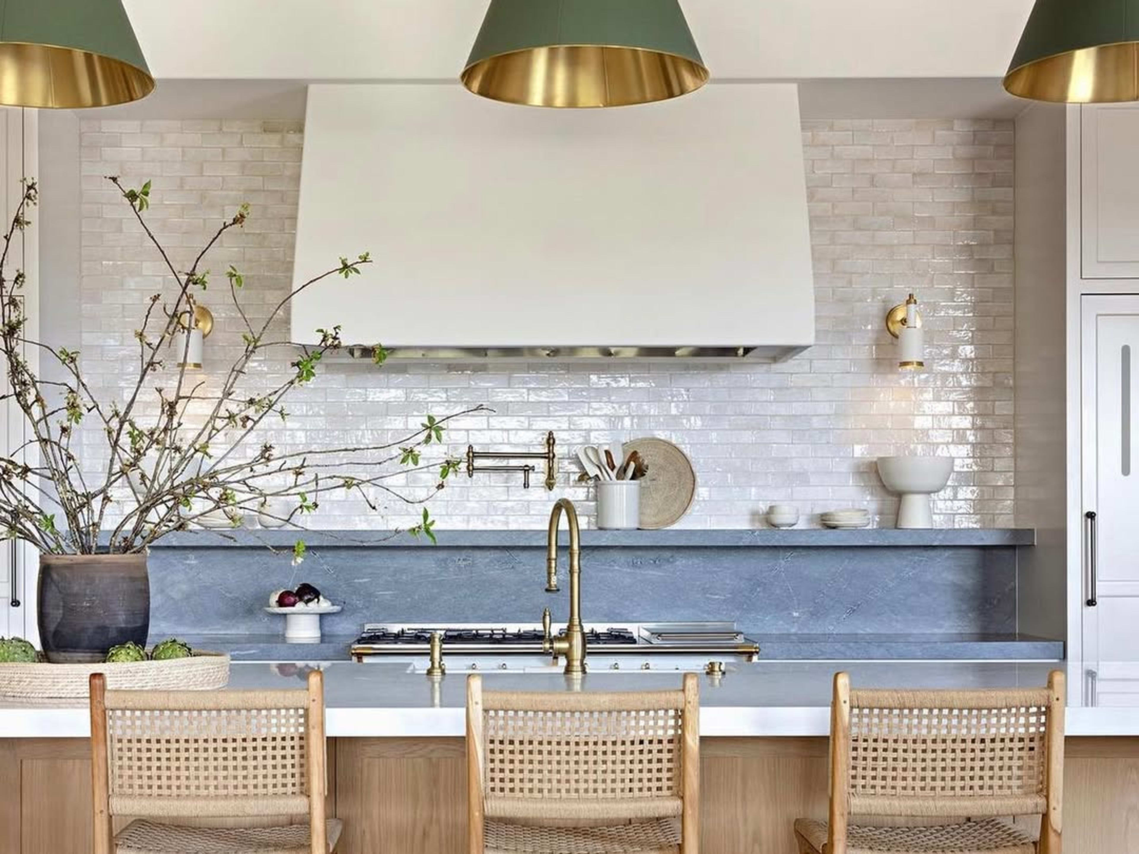 15 Soapstone Countertops Ideas That’ll Transform Your Kitchen