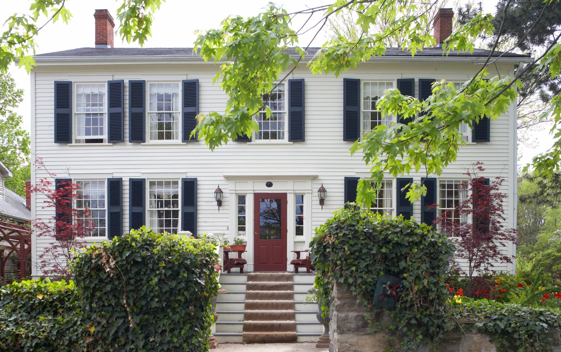 Your Comprehensive Guide to Georgian-Style Homes - Parade Home & Garden