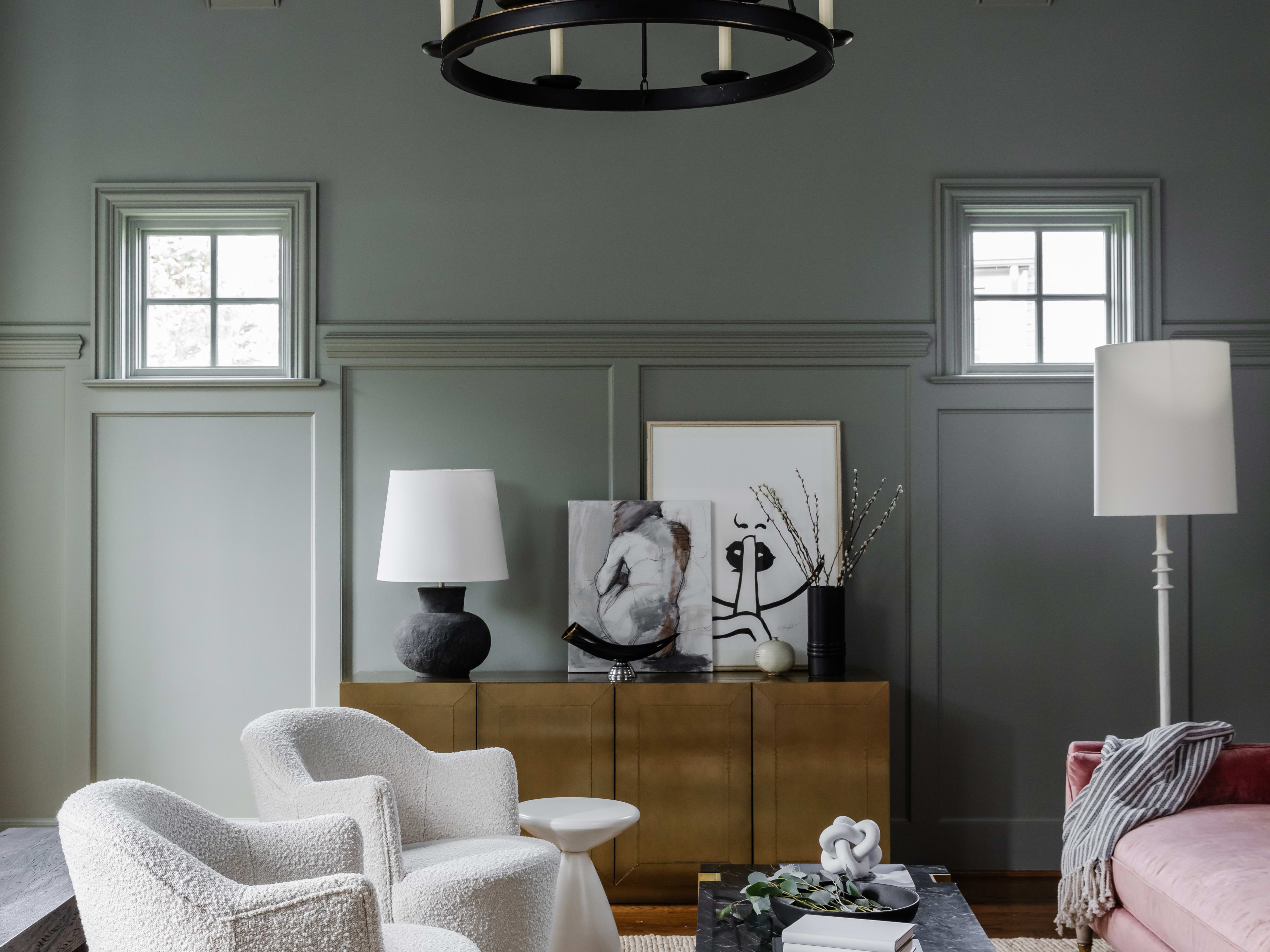 What is Color Drenching? How to Achieve This Saturated Trend in Your Home