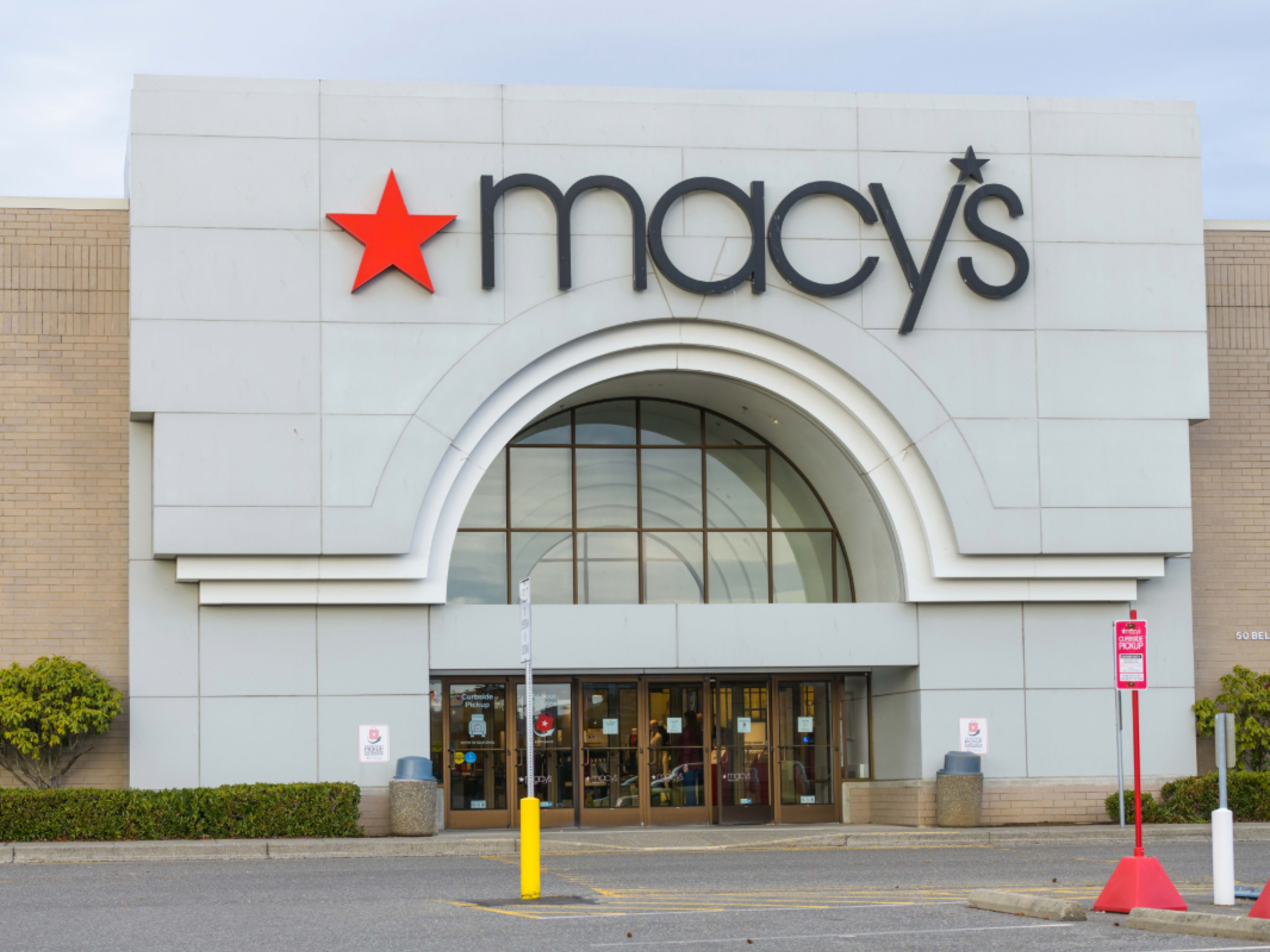Is Macy's Open On Memorial Day? 2025 Holiday Hours - Parade Home & Garden