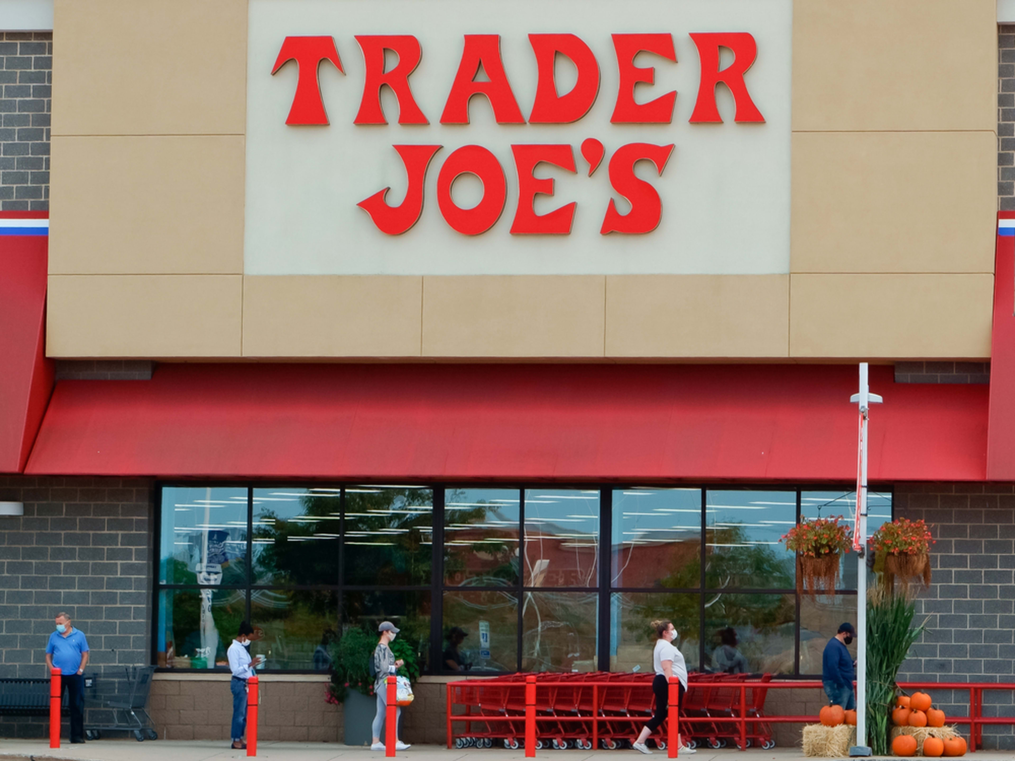 Is Trader Joe's Open on Memorial Day? 2025 Holiday Hours - Parade Home & Garden