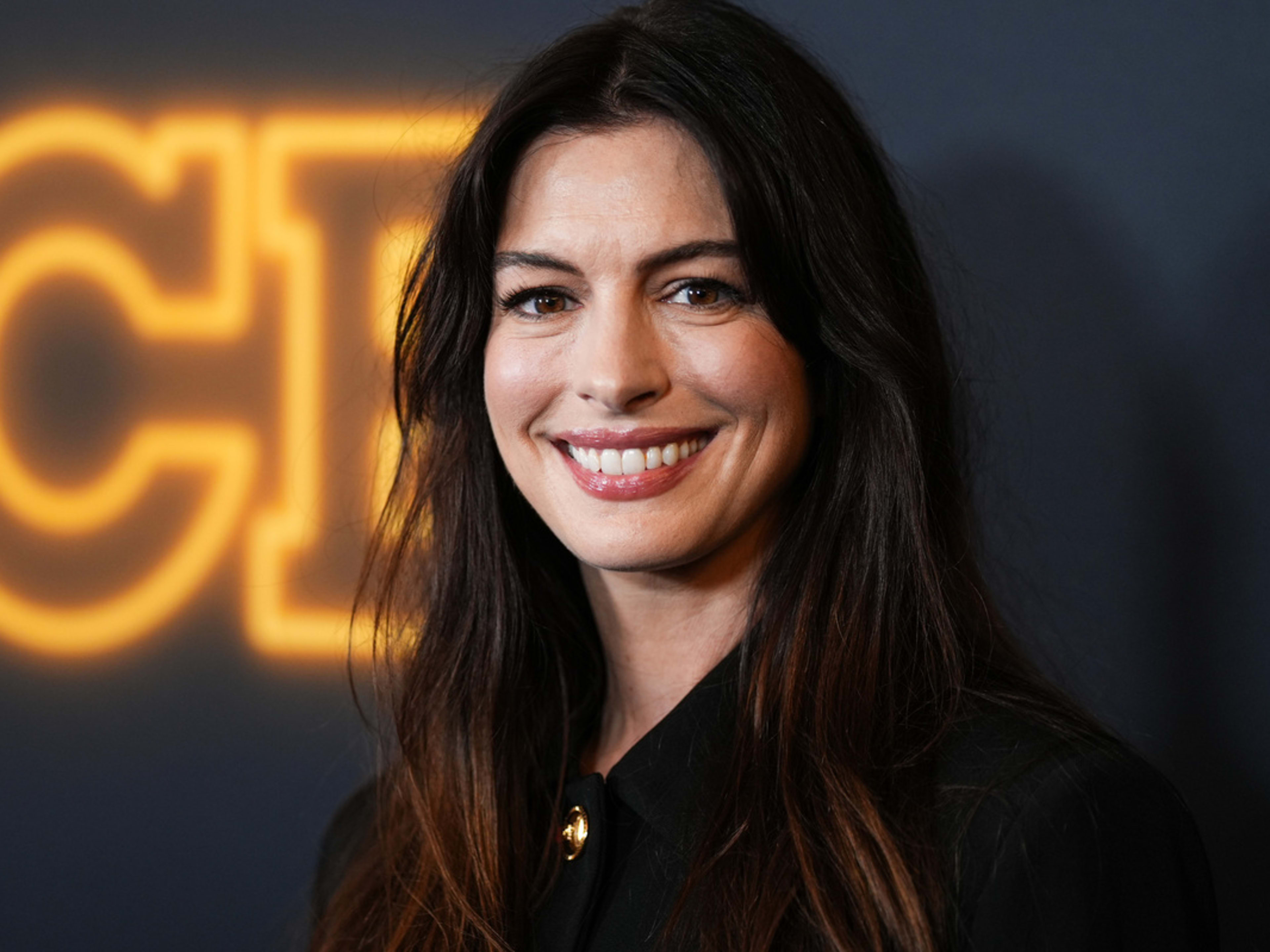 Anne Hathaway’s Home Is So Stylish and Chic