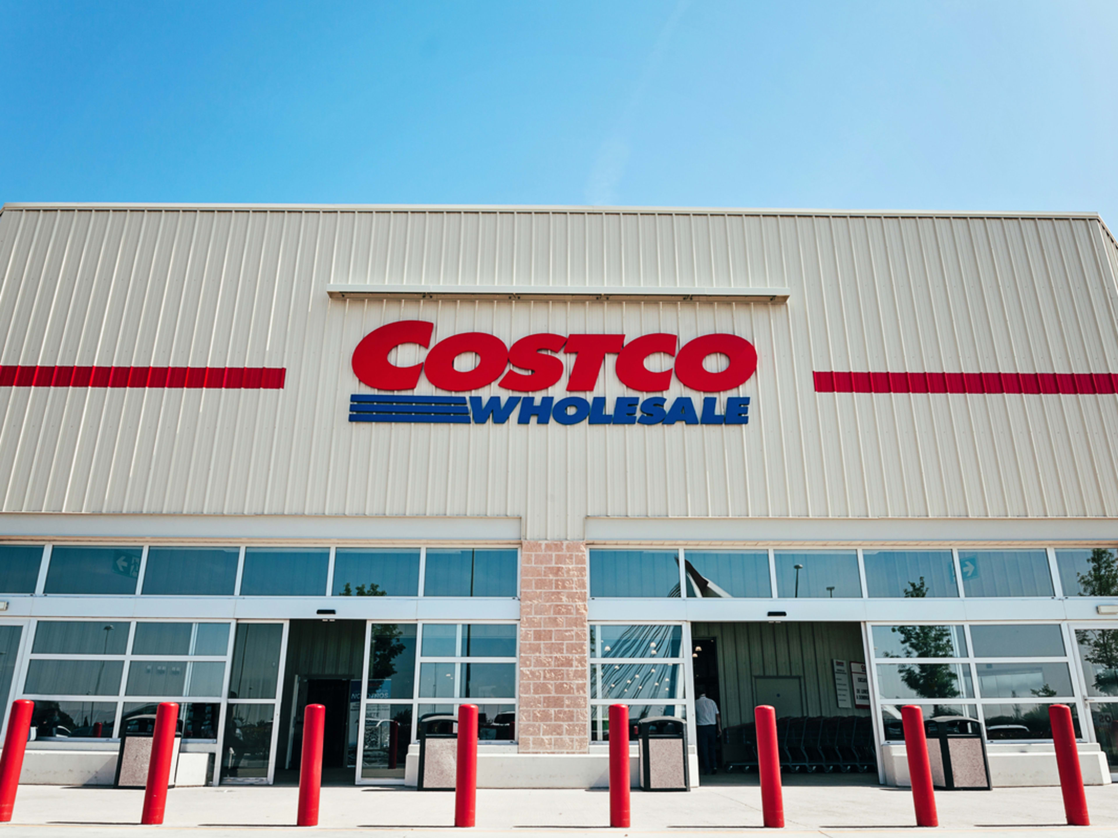 Costco Has a Bench That Is Perfect for Patios or Backyards - Parade ...