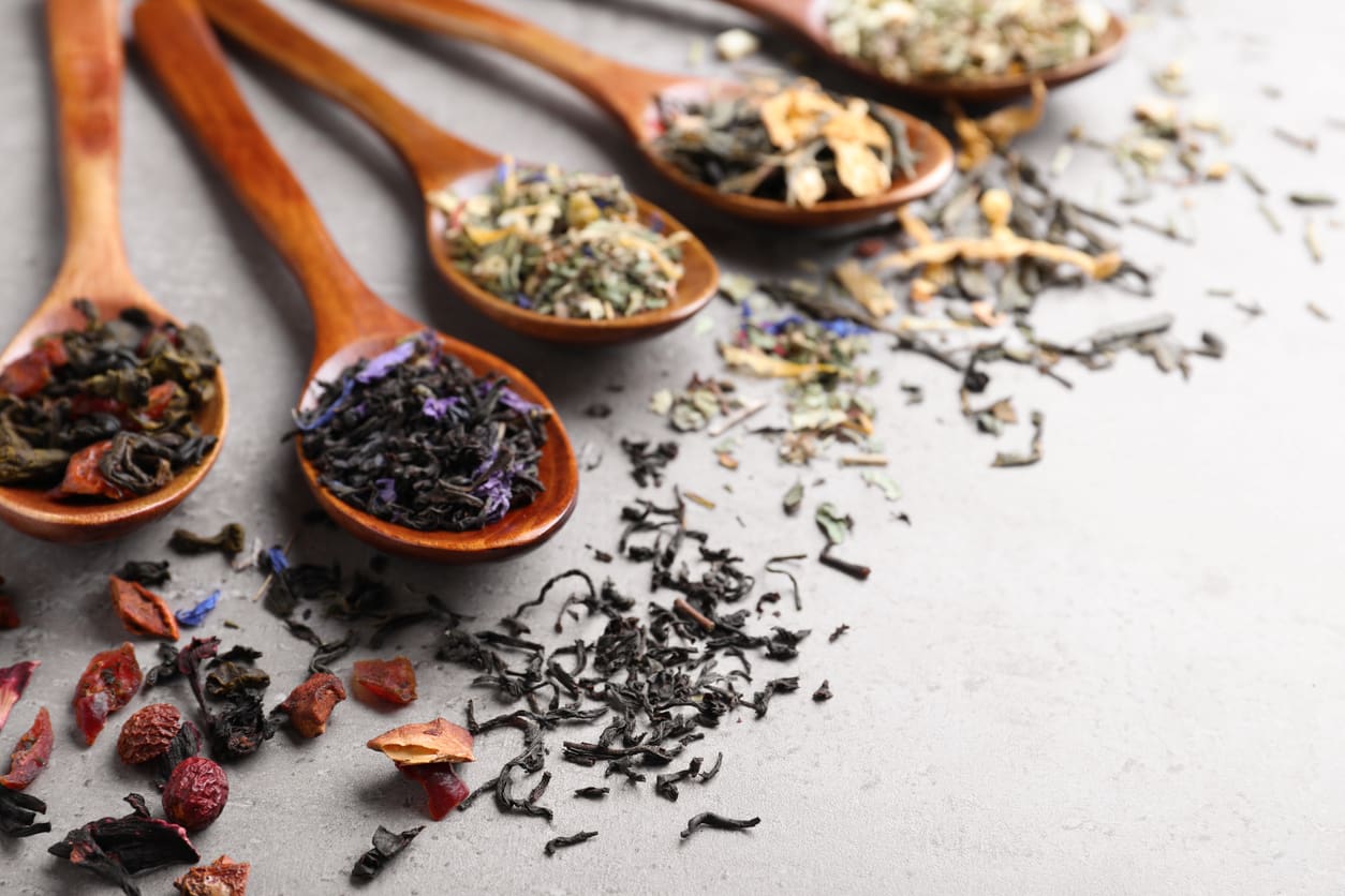 Different Types of Tea: Everything You Need to Know - Parade Home & Garden