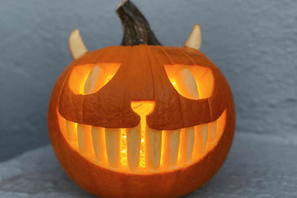 30+ Best Pumpkin Faces for Halloween - Parade Home & Garden