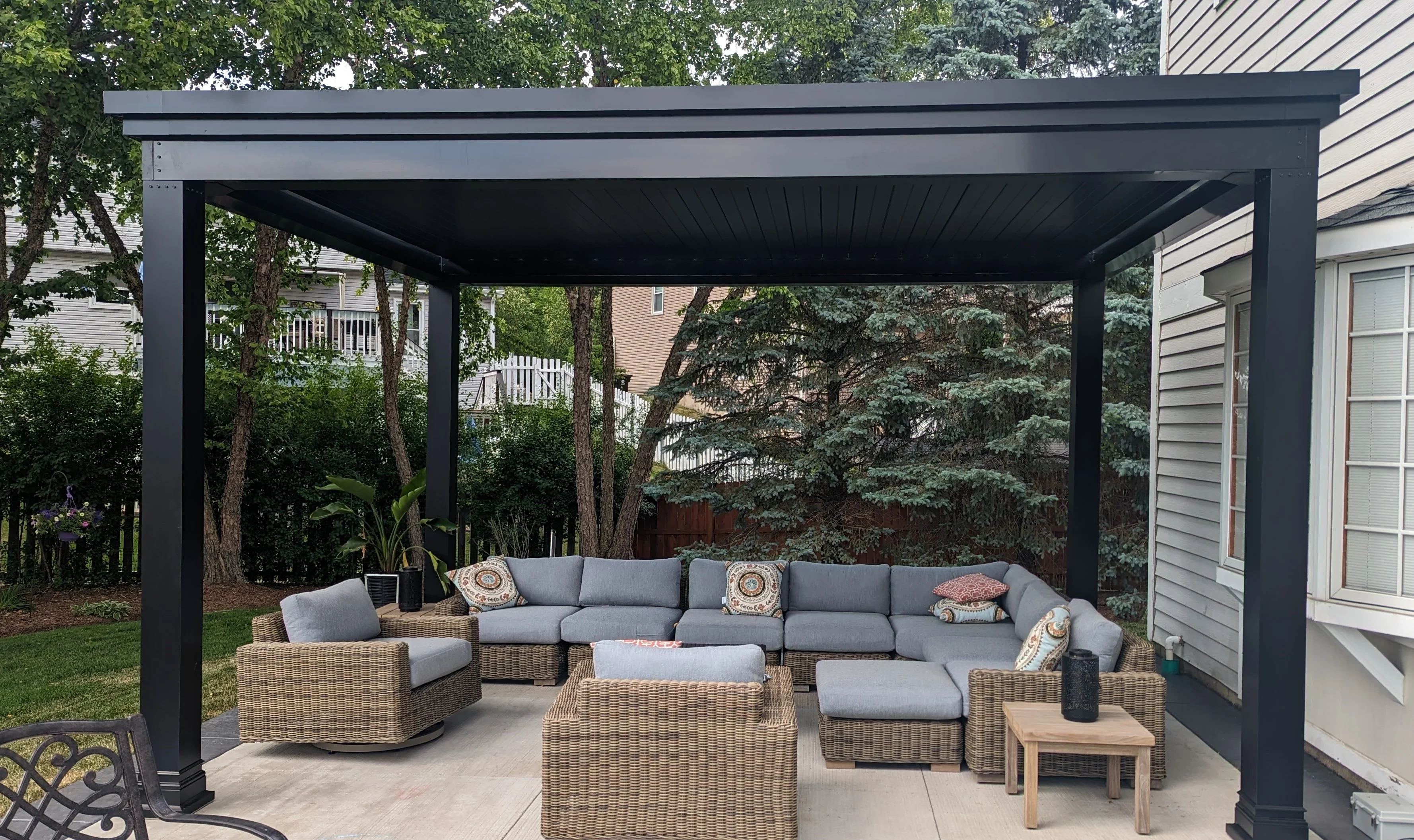 Steel Outdoor Pergola Designs