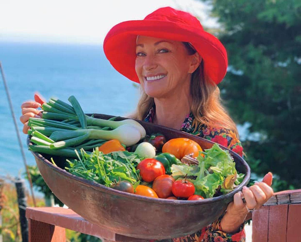 Jane Seymour's Backyard Malibu Garden Just Might Be Her Secret to ...