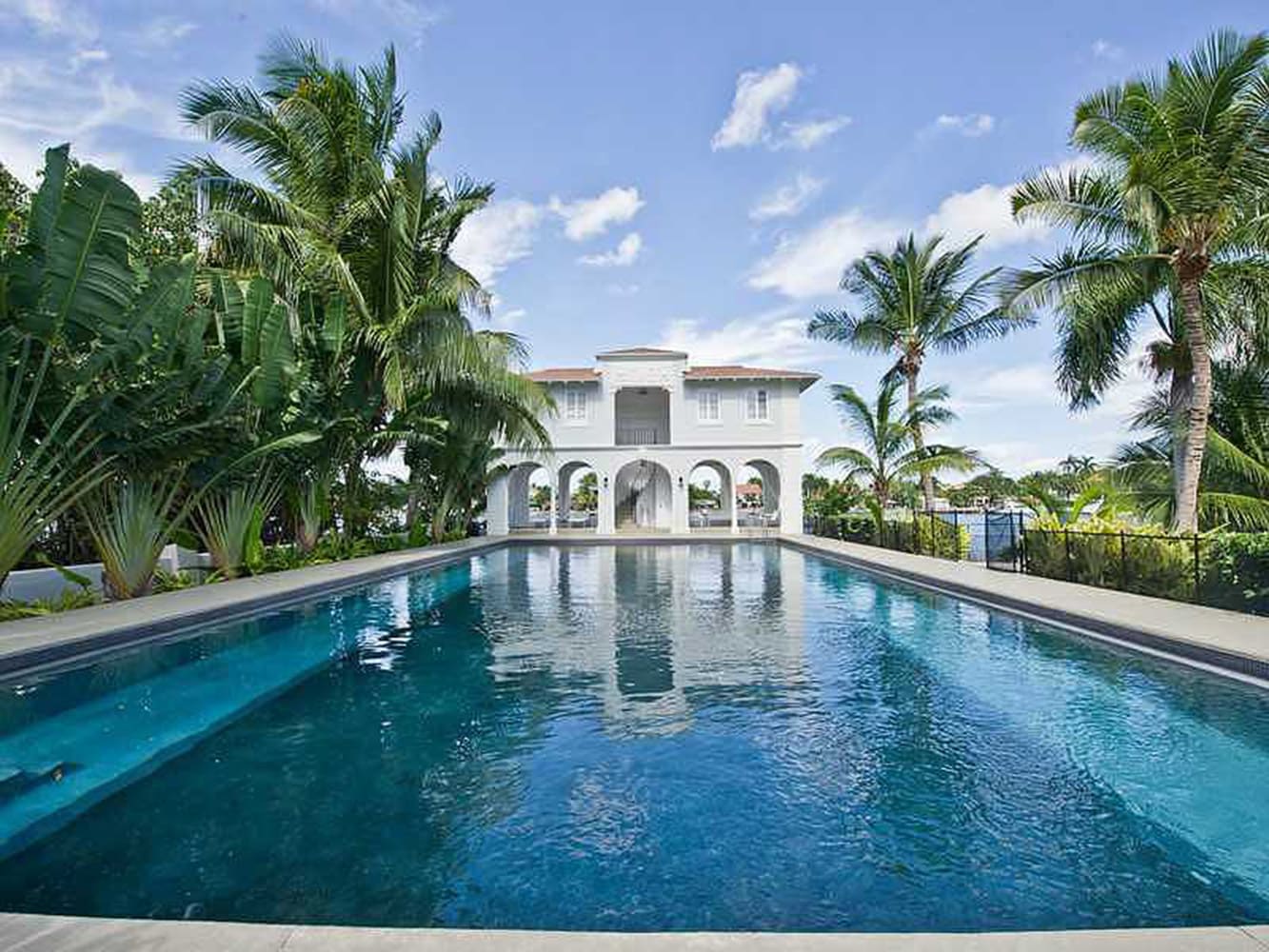 See Inside Al Capone's Miami Beach Mansion - Parade Home & Garden