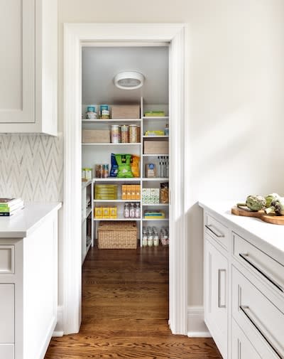 45+ Farmhouse Kitchen Ideas With Photos From Design Pros - Parade Home ...