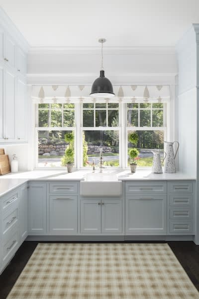 45+ Farmhouse Kitchen Ideas With Photos From Design Pros - Parade Home ...