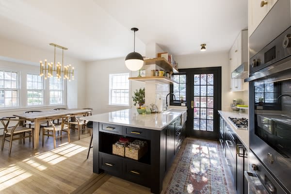 45+ Farmhouse Kitchen Ideas With Photos From Design Pros - Parade Home ...