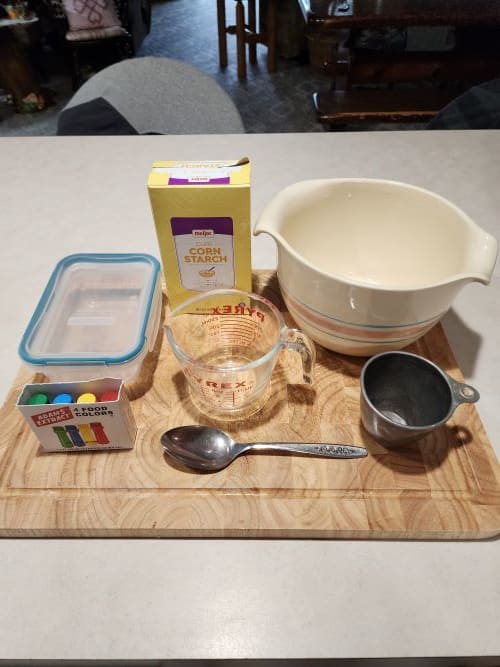 How To Make Homemade Slime: 3 Easy and Different Ways - Parade Home ...