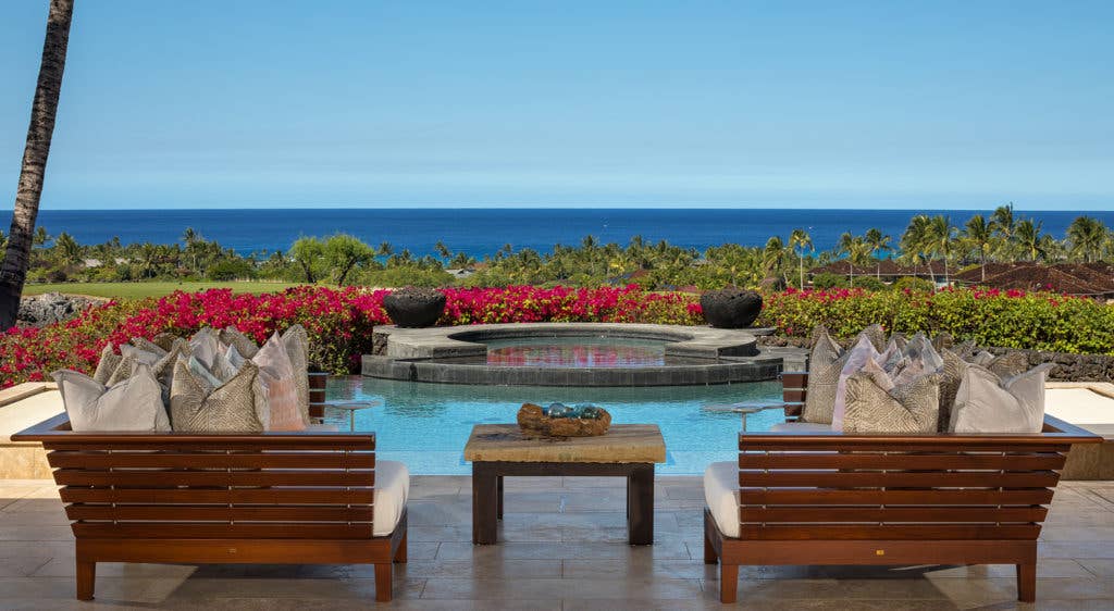 Cher Designed and Decorated This Stunning Hawaii Home — See Inside ...