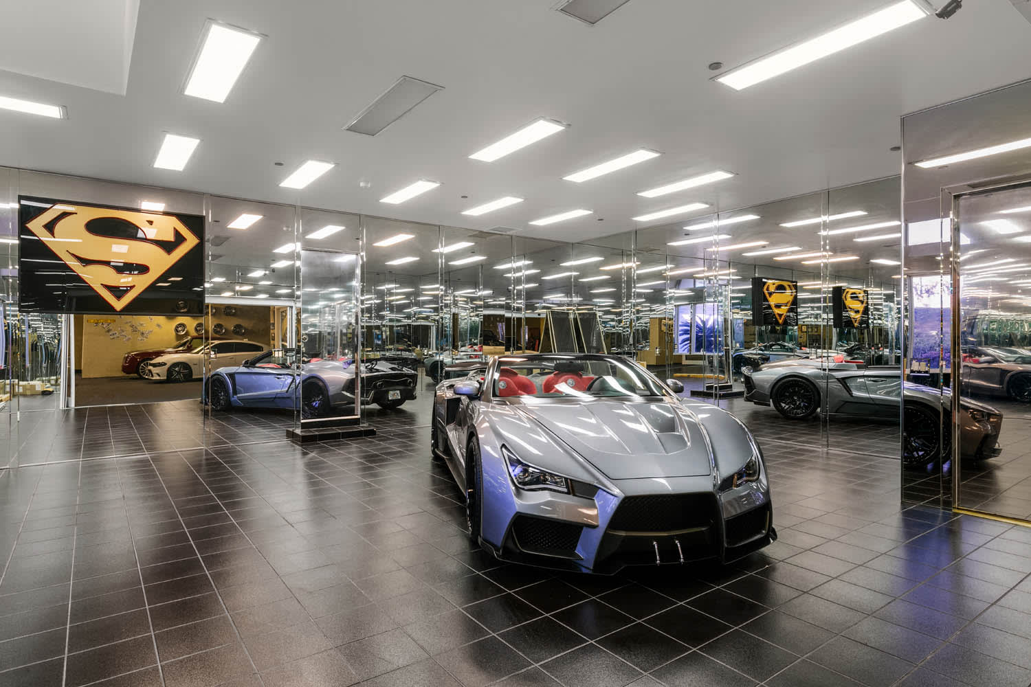 See Inside: Shaq’s Massive Orlando Estate Includes 17-Car Garage ...